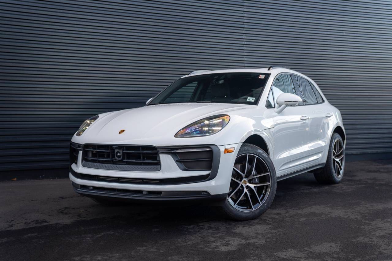Used 2025 Porsche Macan for Sale Near Me (with Photos) | U.S. News ...